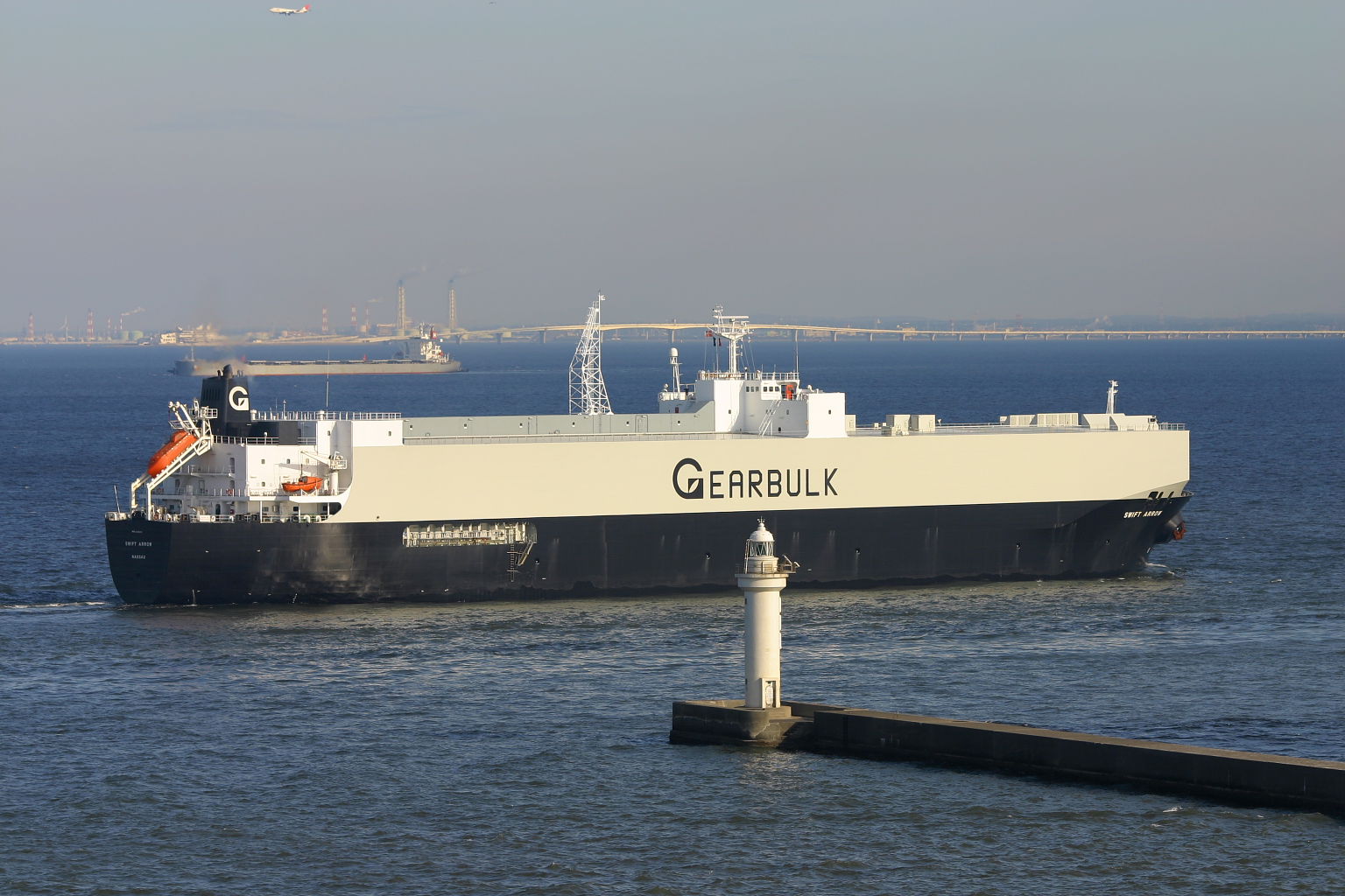 GEARBULK"SWIFT ARROW" : SHIP PHOTO