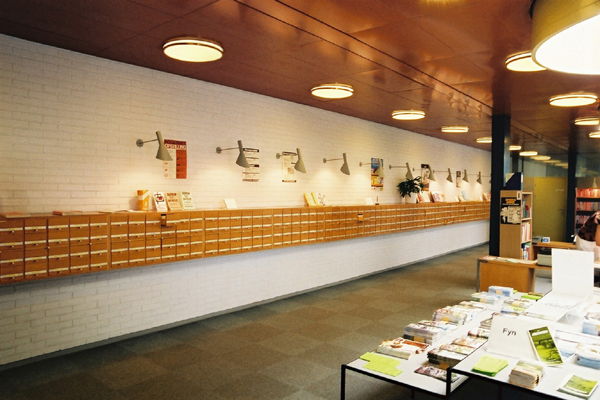 ルードブレ市立図書館 Rodovre City Library (1969) Arne Jacobsen / Rodovre Denmark ...