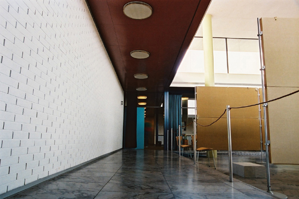 ルードブレ市立図書館 Rodovre City Library (1969) Arne Jacobsen / Rodovre Denmark ...