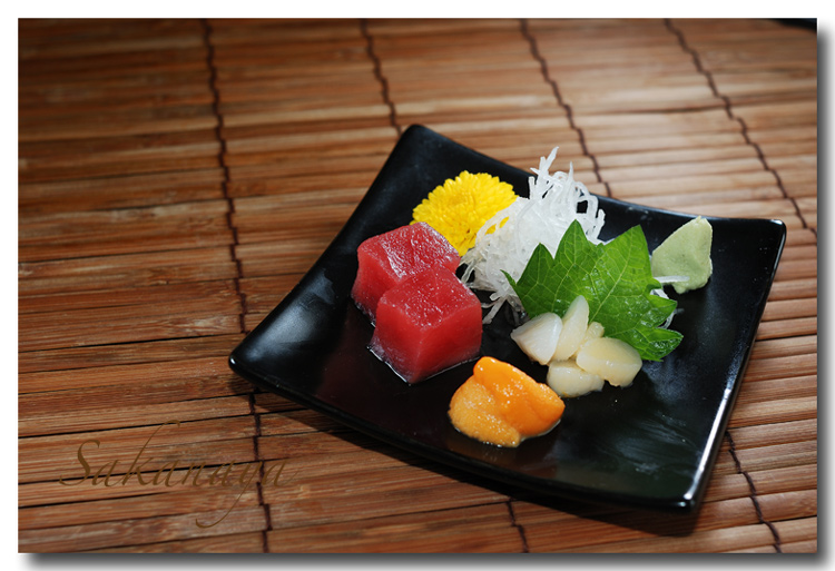 『お造りの小皿盛り』と本日の昼食 ☆ 鮪ブツ丼 ☆ : 魚屋三代目日記