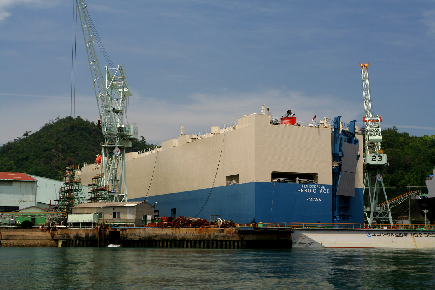 商船三井 HEROIC ACE : SHIP PHOTO