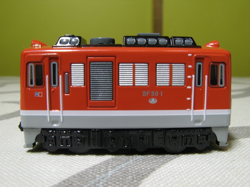 鉄道チョロQ（JR四国DF50 1号機 "朱色"） : ちっちゃいもん倶楽部