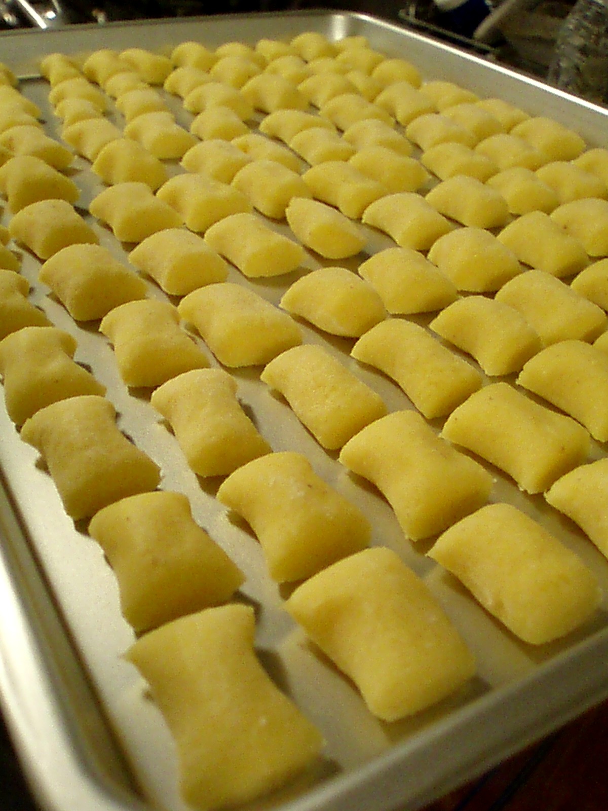 ニョッキ (ニョッキ) - Japanese-English Dictionary - JapaneseClass.jp