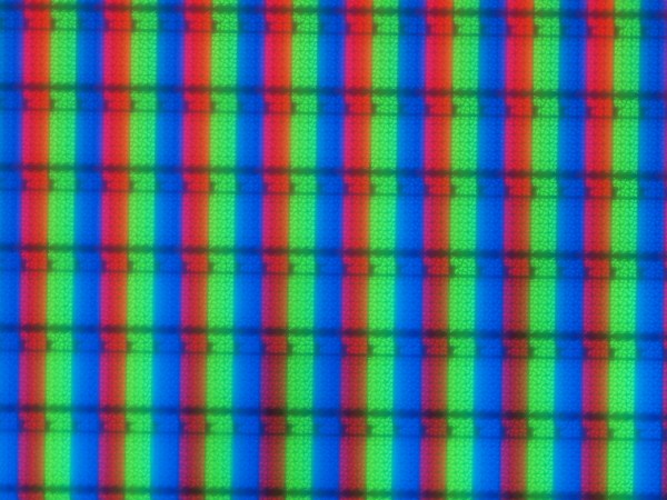 MVA液晶TVの画面をマクロ撮影してみた : ミクロ・マクロ・時々風景