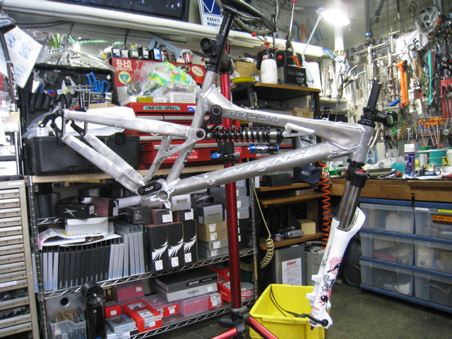 INTENSE SOCOM FRO : 東京都世田谷 マウンテンバイク＆BMXの小川輪業日記