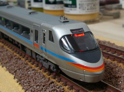 マイクロエースJR四国8000系 前面窓ちょいと加工 : Scenery with マイクロエースJR四国8000系 前面窓ちょいと加工 : Scenery with