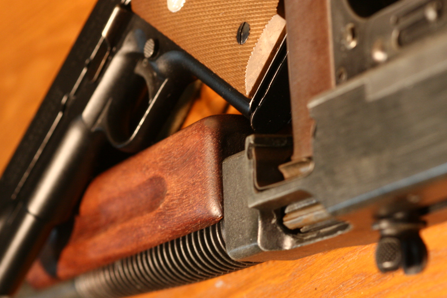 MGC Colt Government M1911 ＆ MGC Thompson M1921 : guns