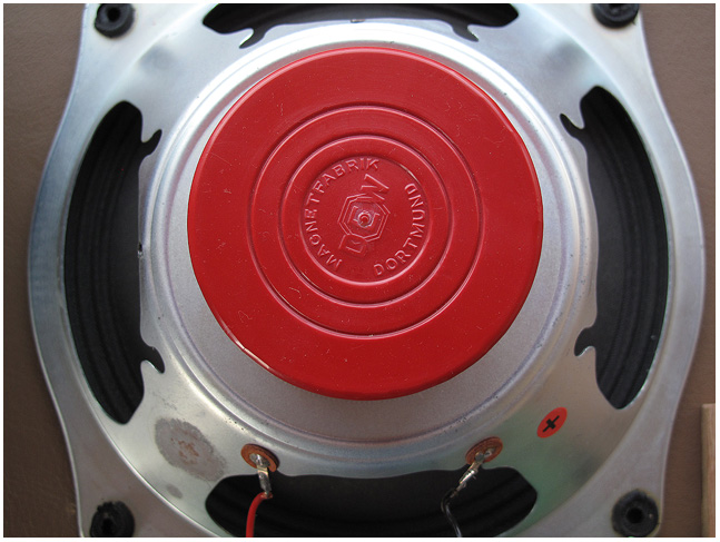 ドイツのスピーカー : 毎日がバラ色? バラ色! ドイツのスピーカー : 毎日がバラ色? バラ色!