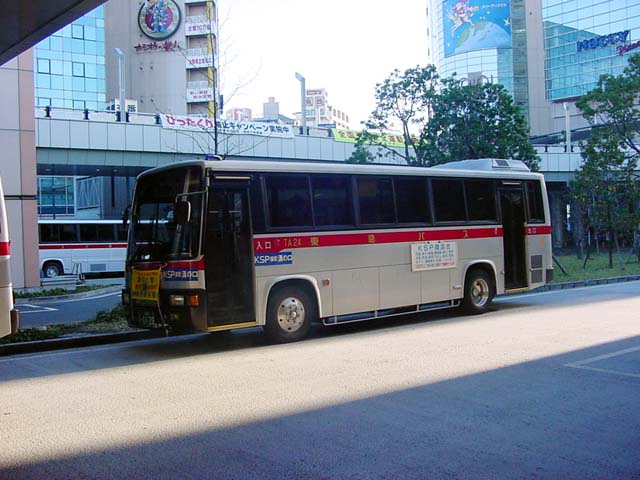 TA24 : 東急バスギャラリー 別館