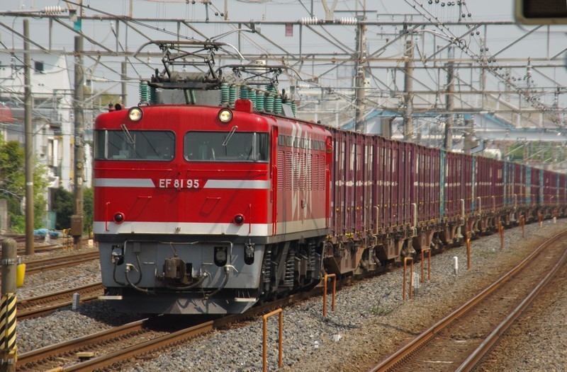 1983年5月 EF8195が普通のカマだった頃 : 急行越前の鉄の話