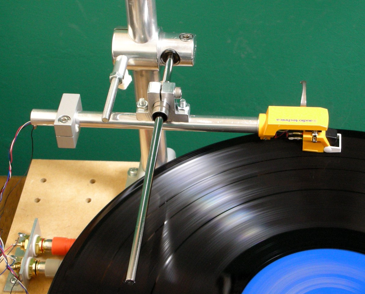 DIY Linear Tracking Tonearm (15) : 幸せの黄色いホーン資料室