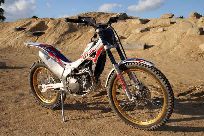 2010 HONDA RTL260F♪ : すえドンのフォト日記