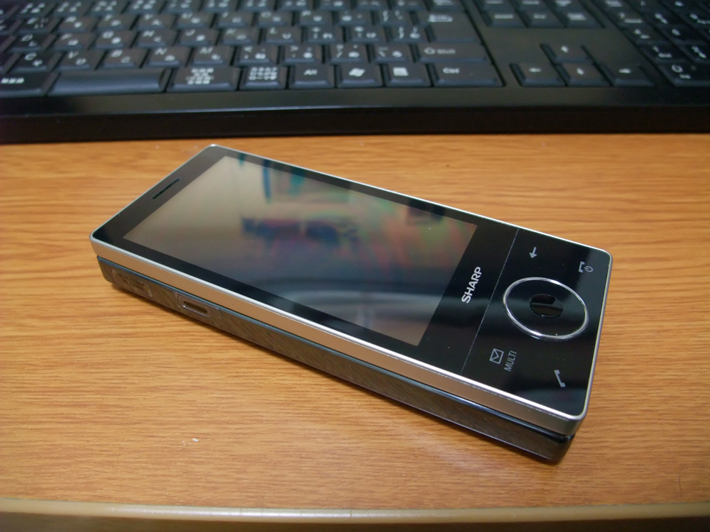 WILLCOM HYBRID W-ZERO3 WS027sh 購入 : Kpistの趣味雑記