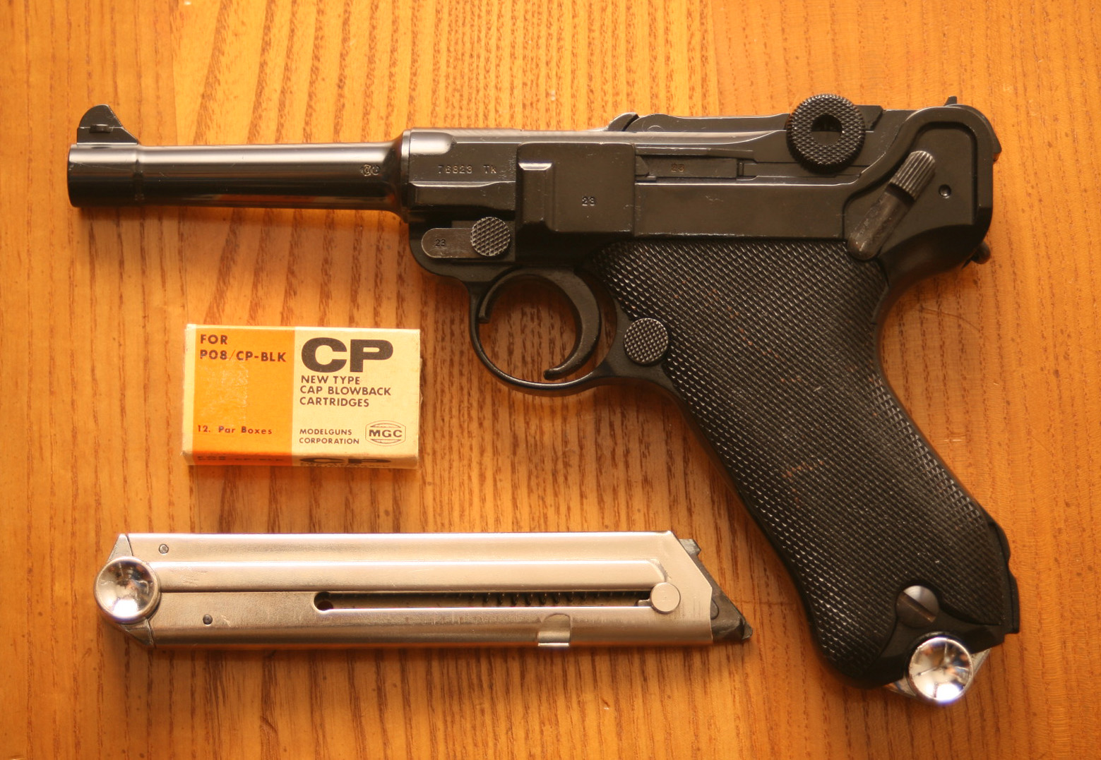 MGC Luger P08 : guns