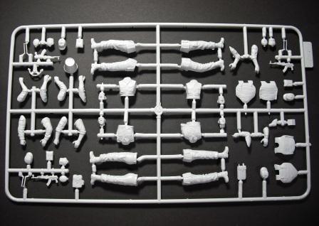 ICM 35331 [ソヴィエト軍 1979~1988年の自動車化歩兵] : 模型慕情