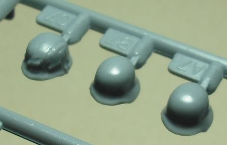 Dragon 6156 [1944年ロレーヌ、戦車に跨乗するドイツ兵たち] : 模型慕情