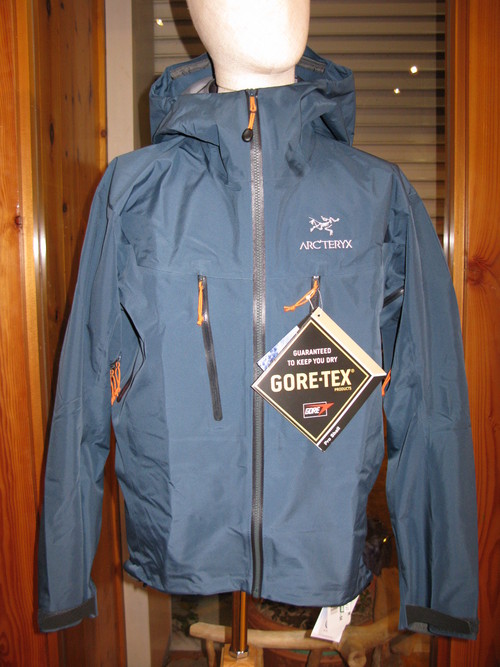 ARC'TERYX ALPHA LT JACKET : OUTDOOR SHOP MOOSE ブログ ARC'TERYX ALPHA LT JACKET : OUTDOOR SHOP MOOSE ブログ