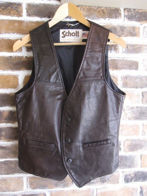 ＜SCHOTT LEATHER VEST＞ : ONLINE STORE NEWAIR used & vintage clothing