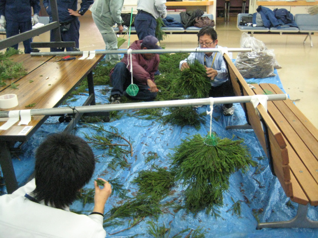 杉玉づくり : オビダラ日記～飫肥杉ダラケのまちづくり～