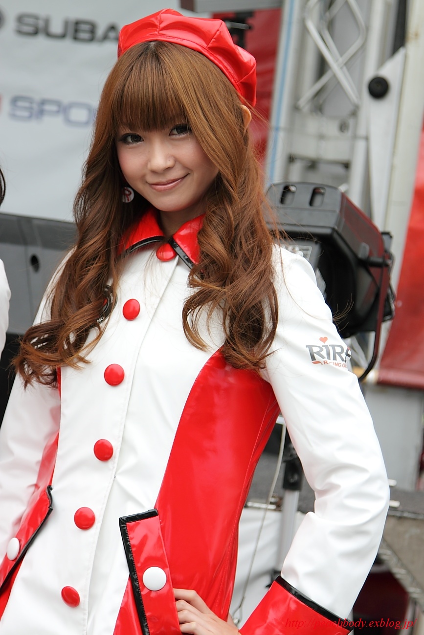 RIRE RACING GIRLS 佐崎愛里さん : Peach Body