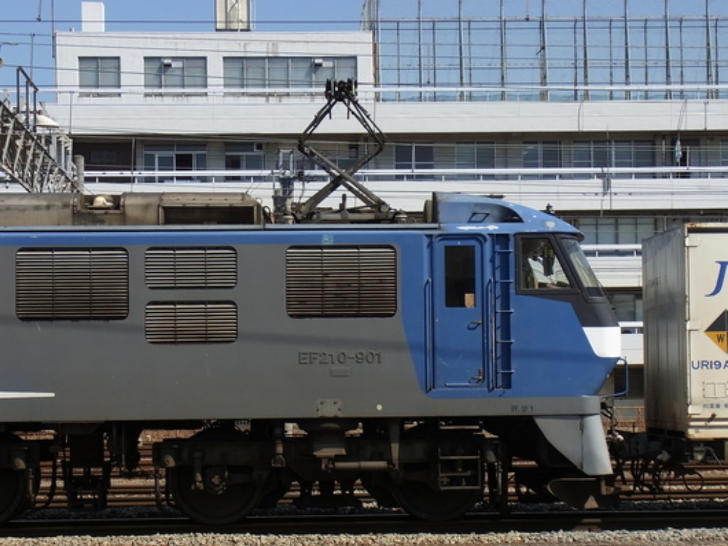 EF210-901 ＠新鶴見 : Viva Viva JNR
