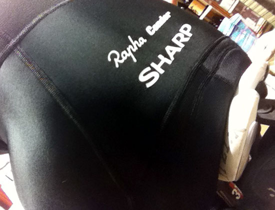 Rapha Condor Sharp : 黒鯱