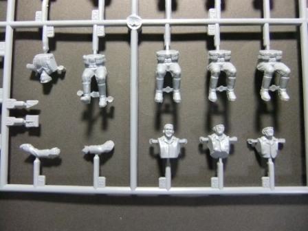 Tamiya 35148-Z [8tハーフトラックのクルーたち] : 模型慕情