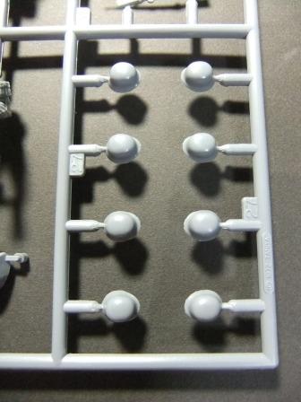 Tamiya 35148-Z [8tハーフトラックのクルーたち] : 模型慕情