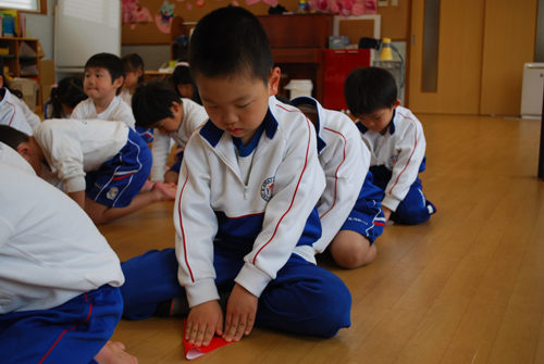 折り紙カレンダー ～年長組～ 2011/4/22（金） : 大手幼稚園ブログ