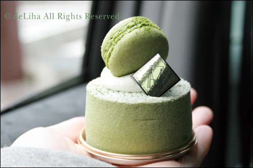 ・上品な抹茶のケーキ : ＊ MORE DELICIOUS