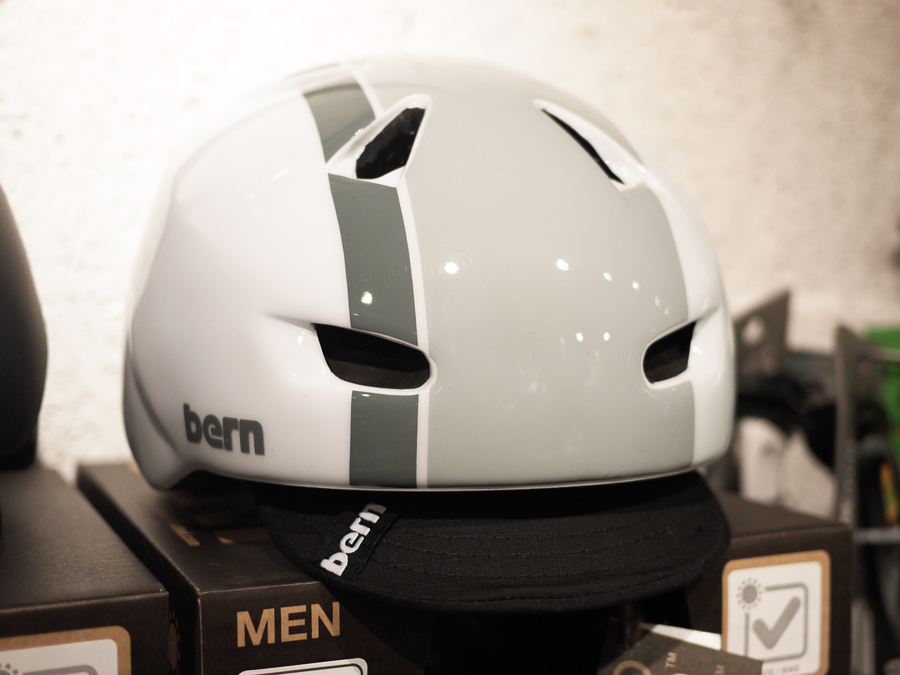 『PROFILE DESIGN - Ozero Bar - 』etc... : Immigrant Cycle Garage