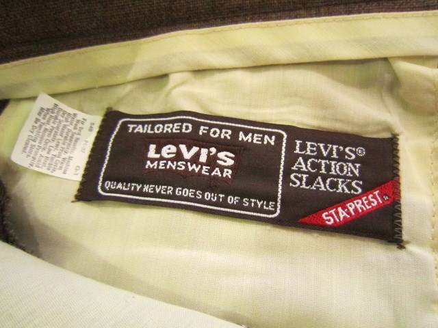 Levi's スタプレ&アクションスラックス : AURA clothing & antiques Levi's スタプレ&アクションスラックス : AURA clothing & antiques