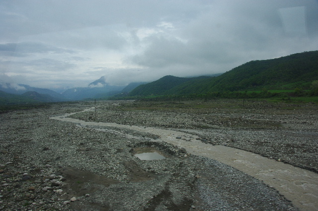 アゼルバイジャン（16） マラザから山間部を走り、シャマフへ : ヤスコヴィッチのぽれぽれBLOG