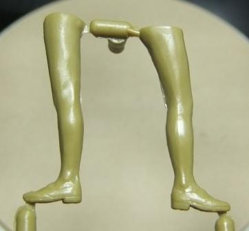 Master Box 3557 [ドイツ空軍女性補助員、或いはミリタリーフィギュア=ホモソーシャル性の緩やかな解体] : 模型慕情