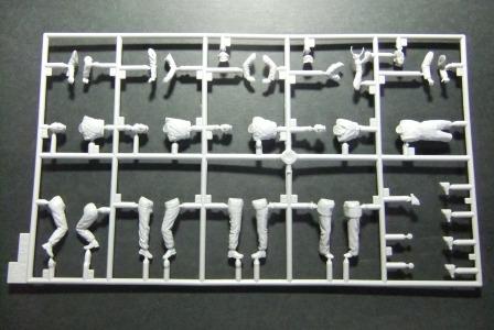 Dragon 6028 [1944年ノルマンディ、ヴィットマンと戦友たち] : 模型慕情