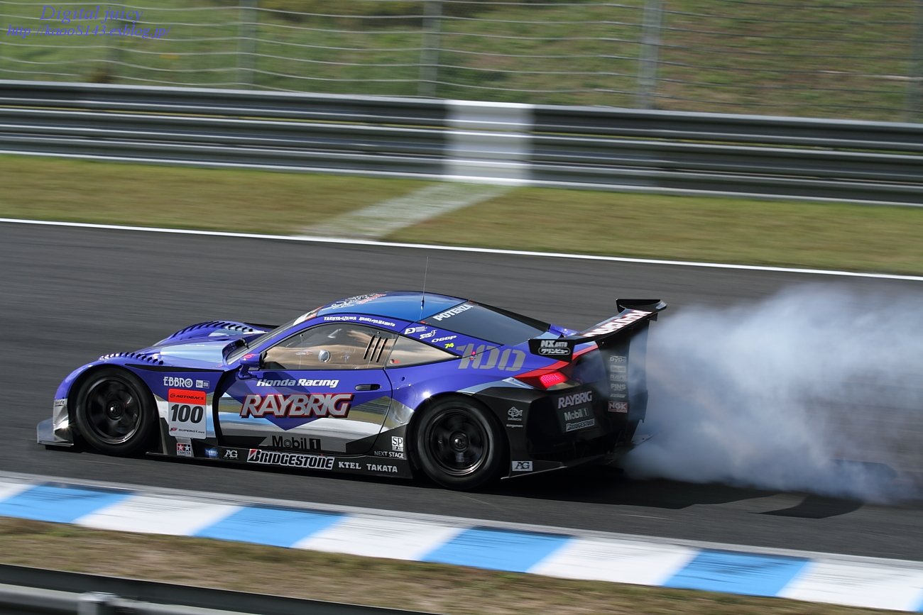 GT500 ： #100 RAYBRIG HSV-010 : Digital juicy