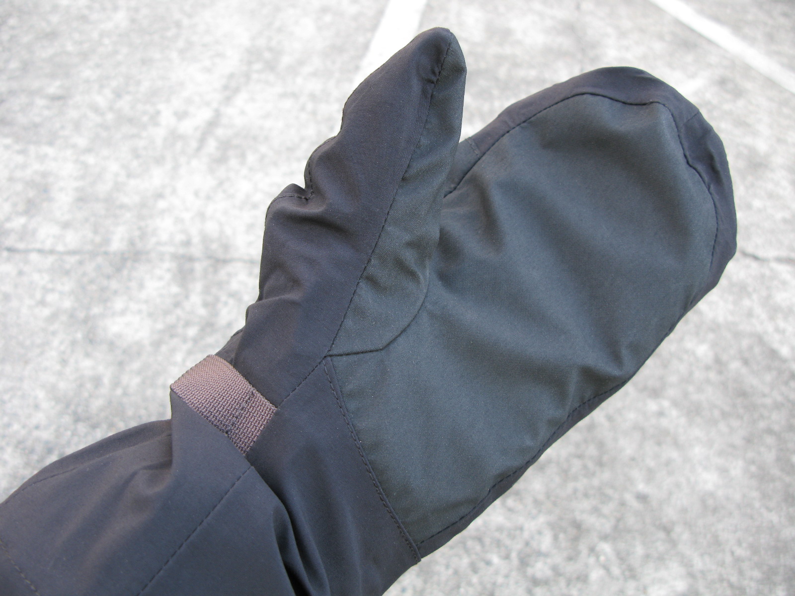 OUTDOOR RESEARCH MT BAKER SHELL MITTS : OUTDOOR SHOP MOOSE ブログ
