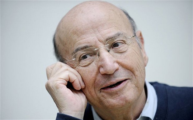 Greek filmmaker Theo Angelopoulos dies in accident : PHOTO AND GREEK