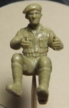 Tamiya 35044=35045-A [クォードガントラクターのイギリス軍運転手] : 模型慕情