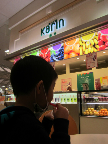 デジカメ、無事に帰宅 : golf&movies the Blog