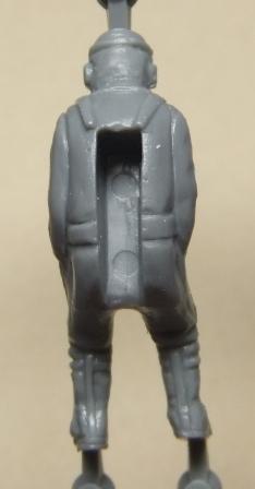 Tamiya 37006-Z [1/48 アラドAr196Aのドイツ海軍パイロット] : 模型慕情