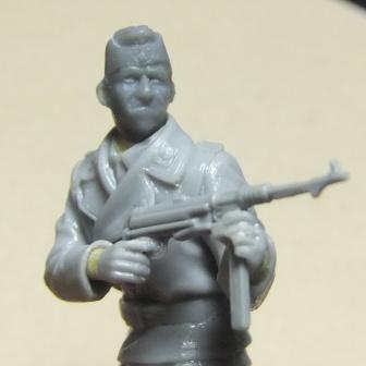 Dragon 6129 [1943年クルスク、脱出するドイツ軍戦車兵] : 模型慕情