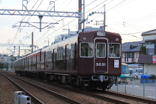 阪急3081F 箕面線 : 人生・乗り物・熱血野郎
