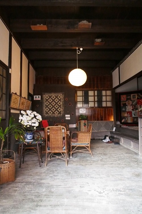 萌え萌えで2時間滞在 赤松館（せきしょうかん）其の一 : 手のじ行くバイ