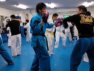 土曜日 空道アカデミーレポ : 練習すんで 日が暮れて