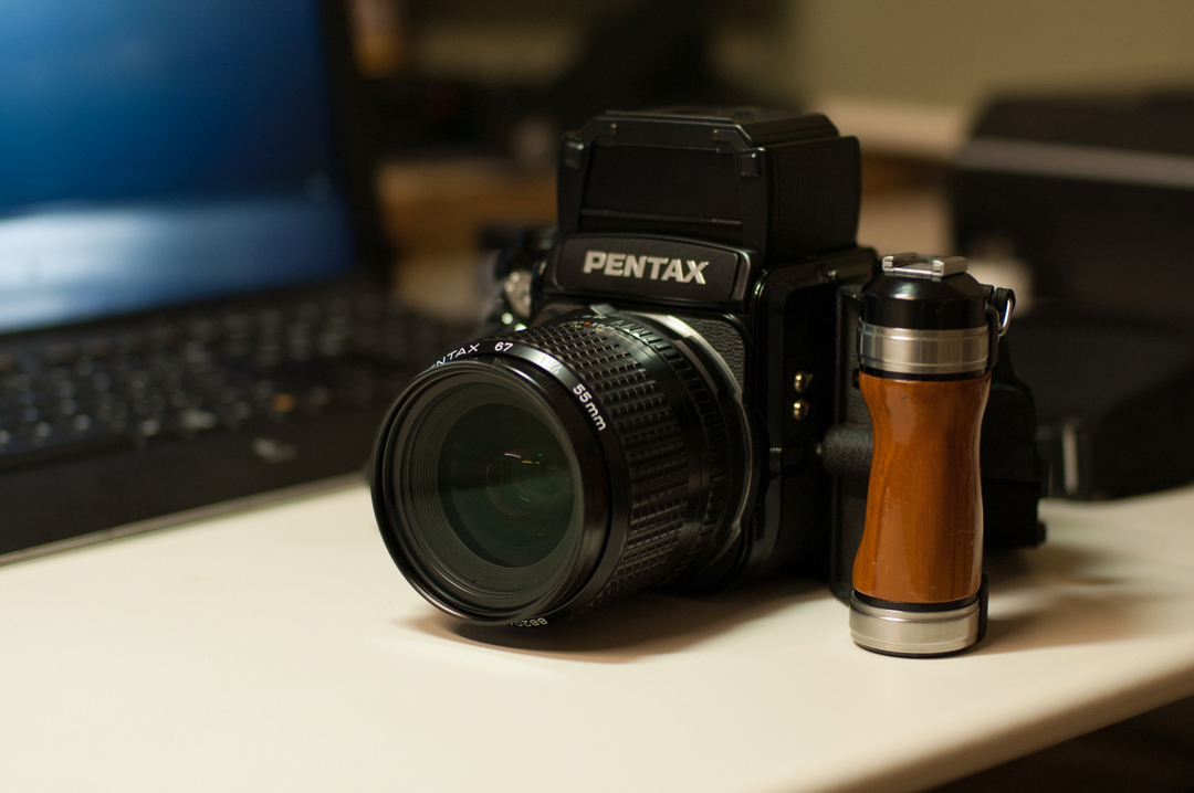 PENTAX 67 【折りたたみピントフード】 : hama-take の blog PENTAX 67 【折りたたみピントフード】 : hama-take の blog