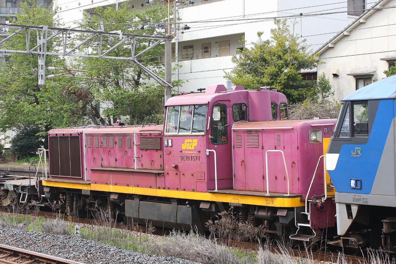 愛しきセミセンター6～DE10-1577～ : 適鉄