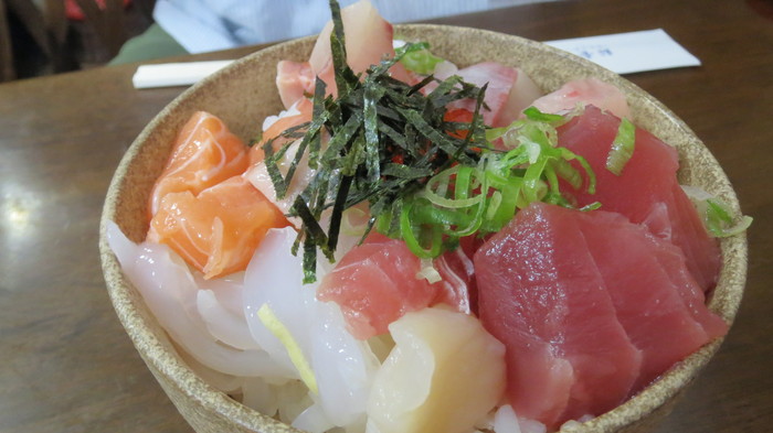 しまなみ海道で衝撃グルメ 『お食事処 大漁』 想像を超えた！ : タカシの流浪記