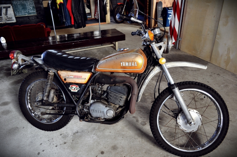 DT250 FOR SALE : JOHNNY'S AUTO SERVICE