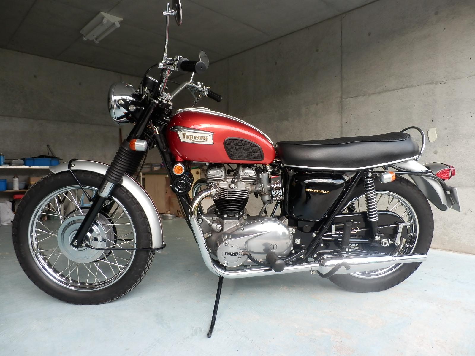 1969年 Triumph T120R : タイガーワークス モーターサイクルズ